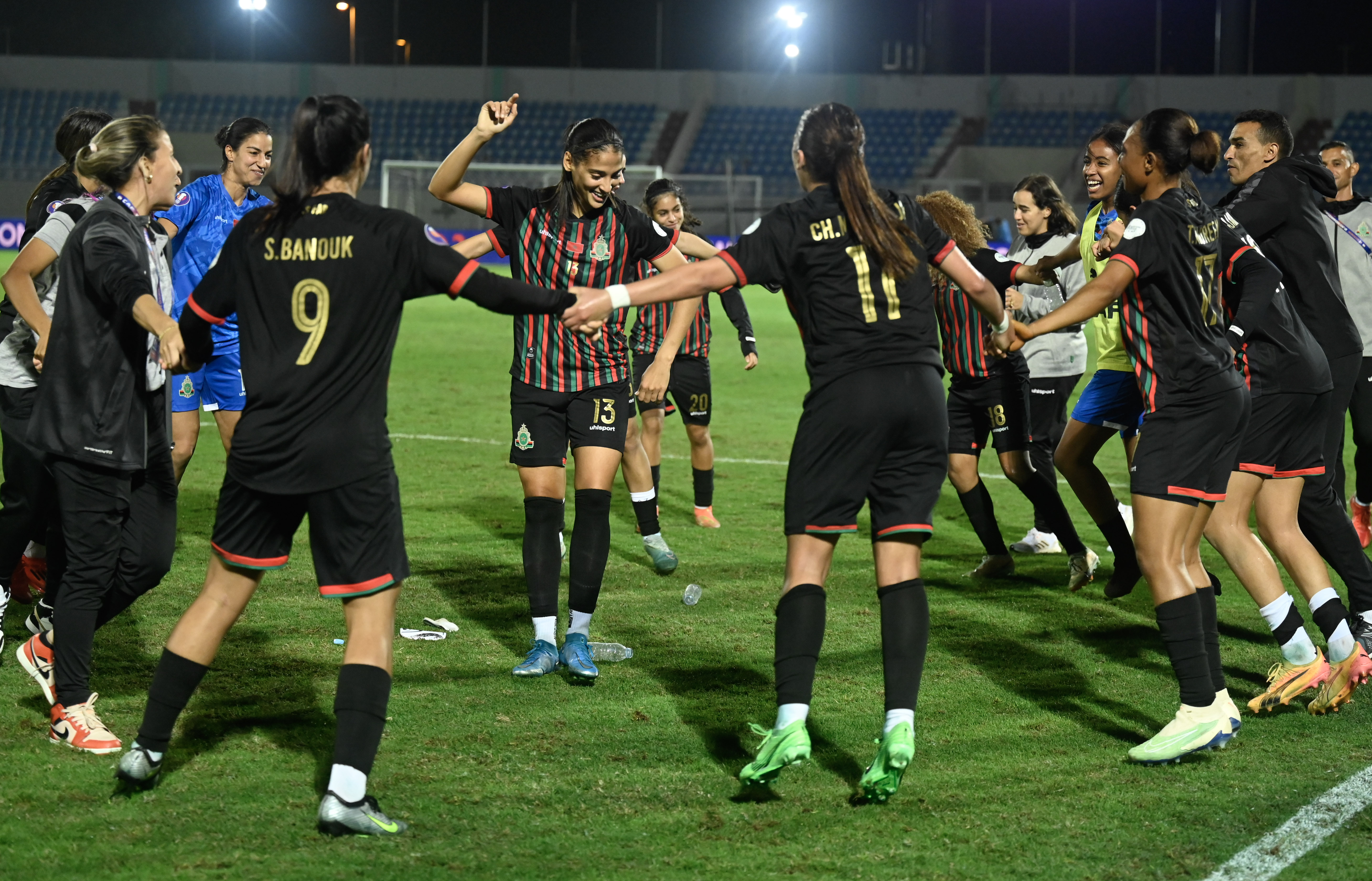 Semifinal – AS FAR v FC Masar