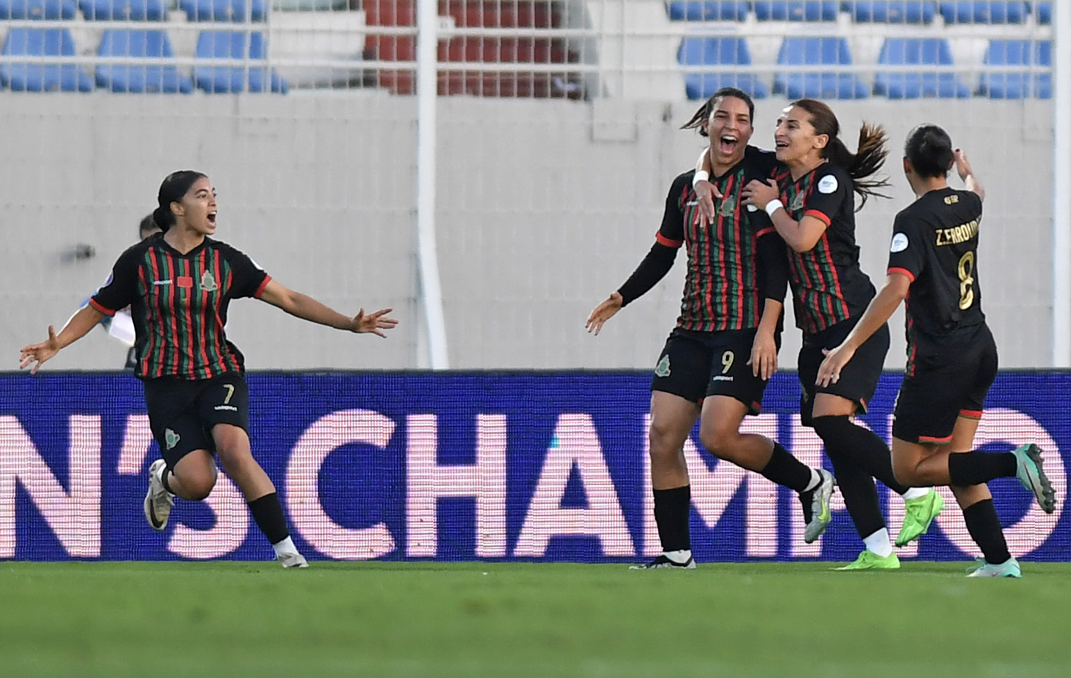 Semifinal – AS FAR v FC Masar