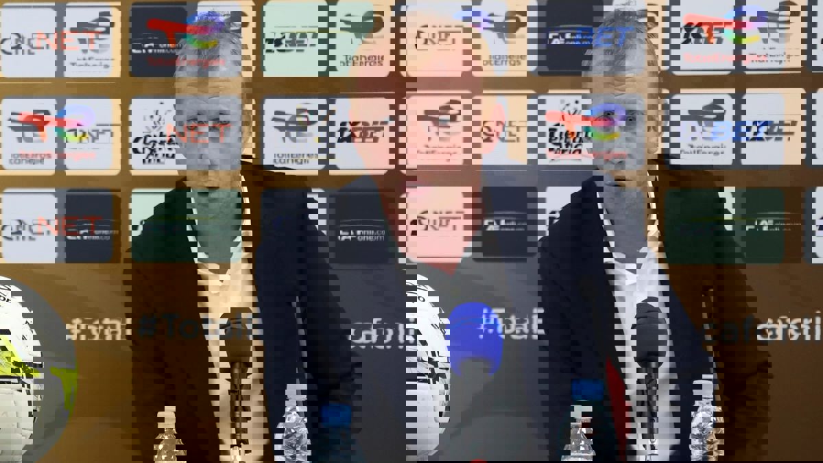 wydad-coach-vandenbroeck-remains-confident-of-qualification