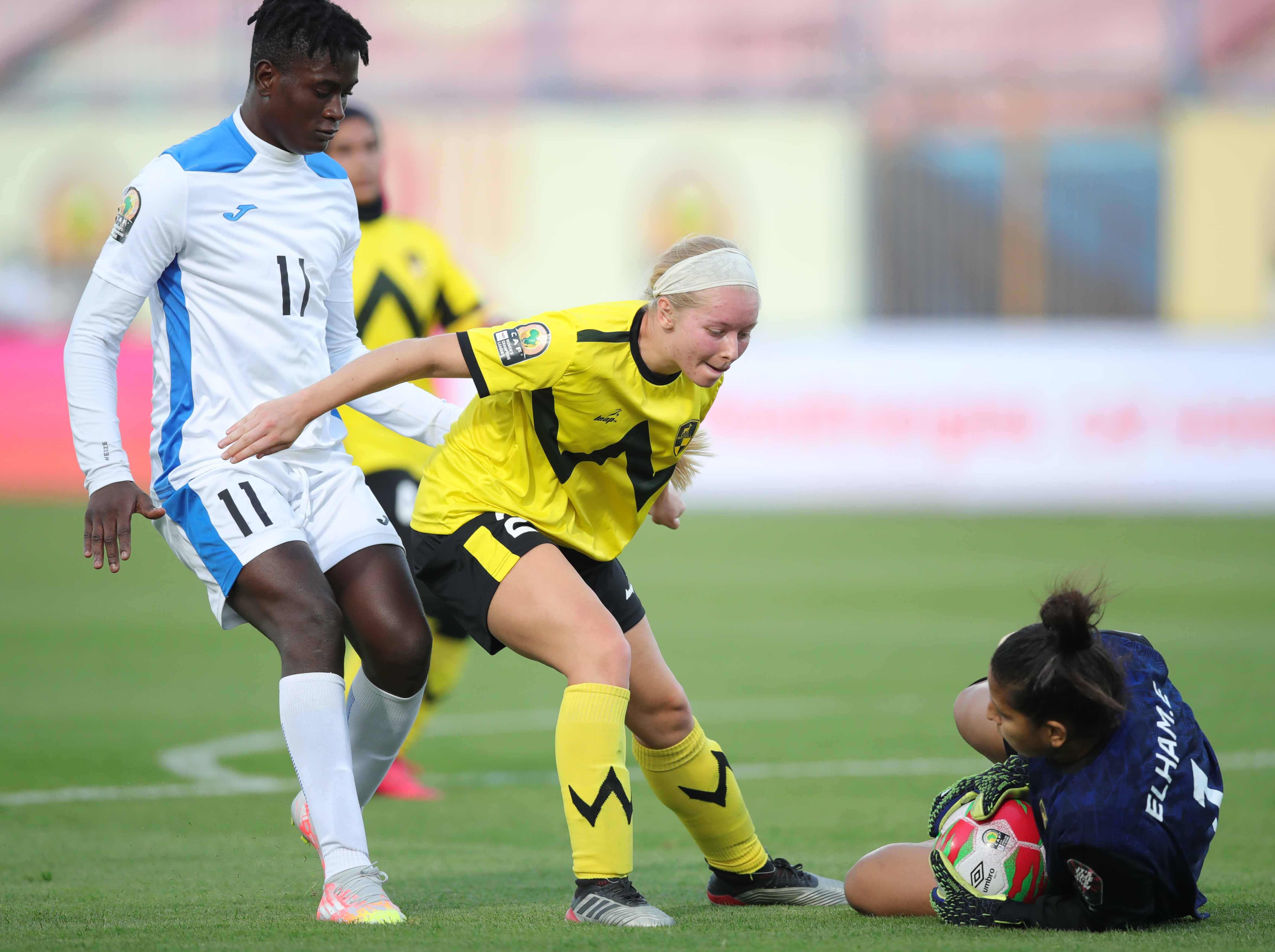 malabo-king-s-se-reveille-face-au-wadi-degla