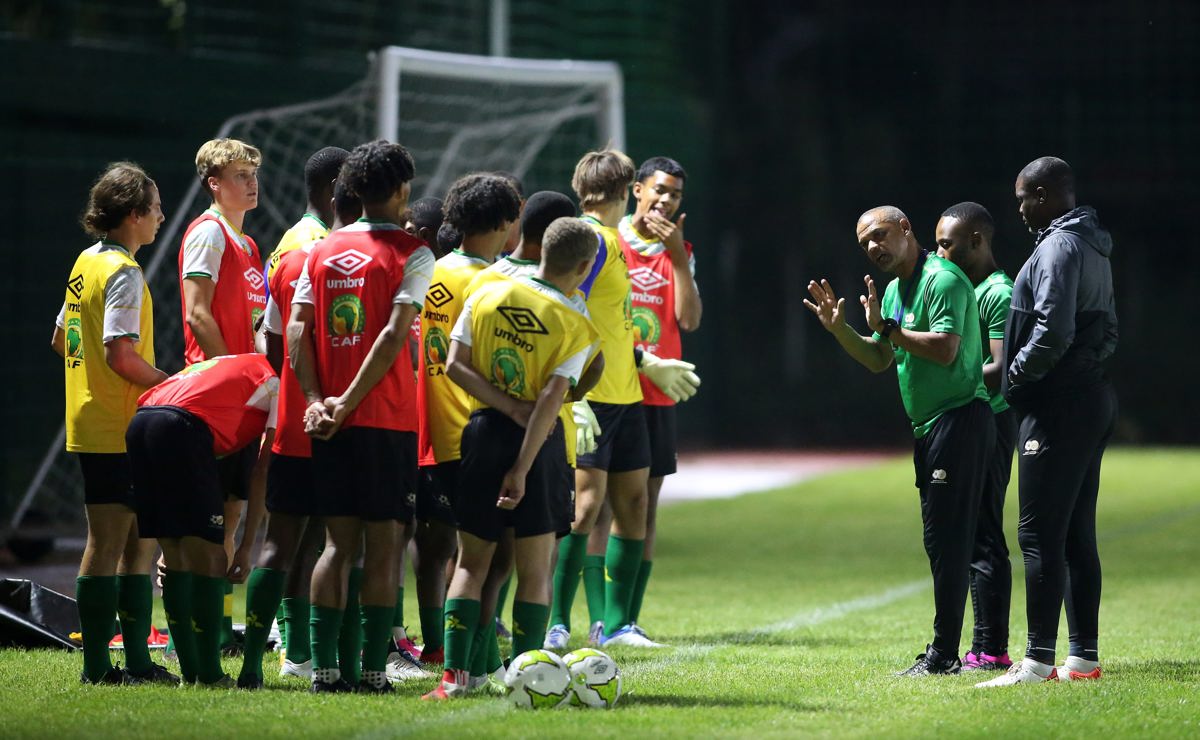 totalenergies-u17-afcon-crowie-proud-of-his-players-despite-nigeria-loss